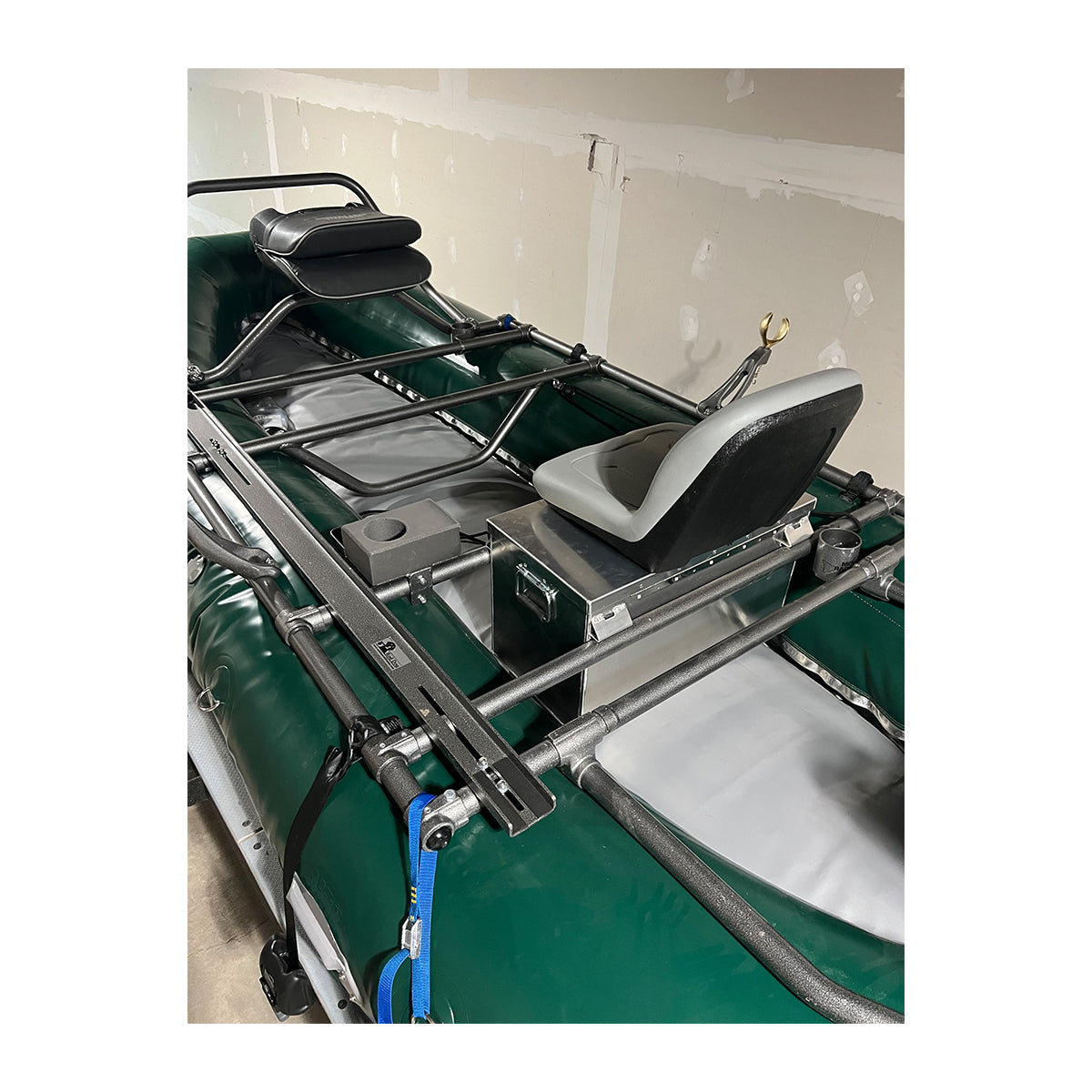 AIRE Super Duper Puma w/Montana Raft Frame and Tight Line Trailer ...